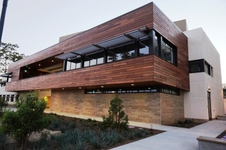 Artfully Using Natural Wood Siding with a Rainscreen System