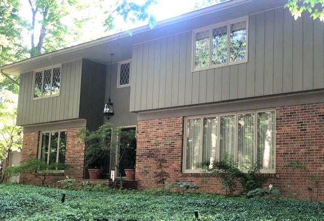 Best Vertical Wood Siding Design Ideas