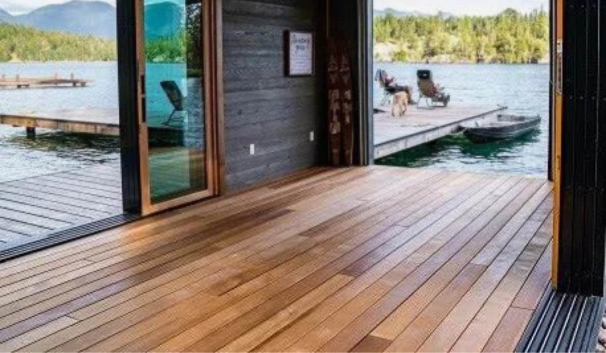 19 Stunning Covered Deck Ideas: From Pergolas to Gazebos & Beyond